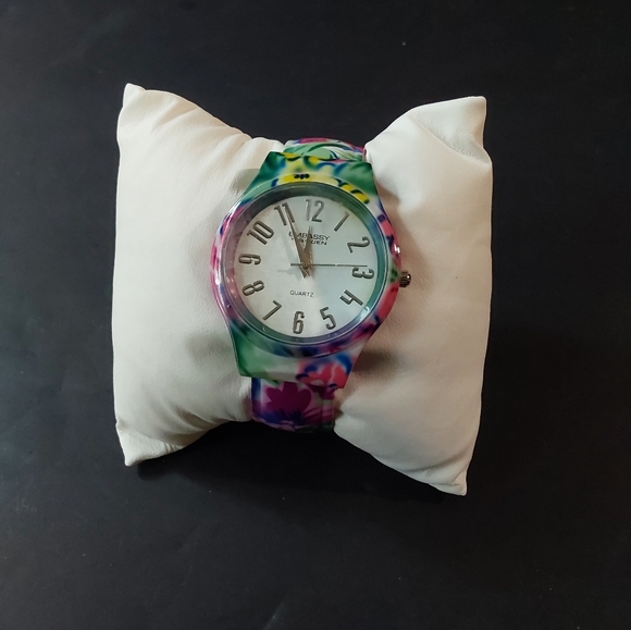 Bass | Accessories | Embassy Bangle Floral Watch | Poshmark